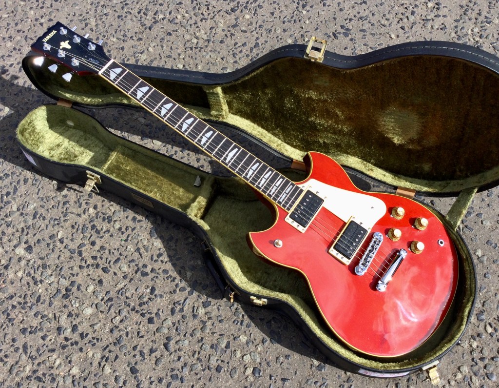 Yamaha SG-800 (Red, 1979) | My Pile of Guitars & Basses