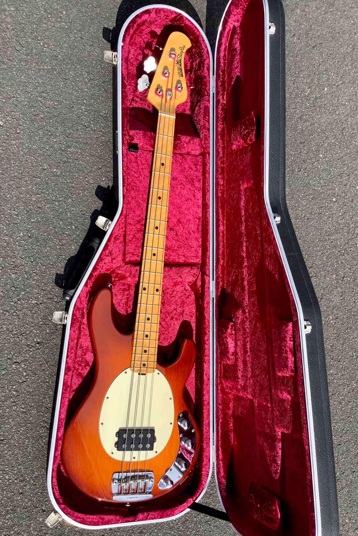 Musicman Stingray Bass 3-EQ (1997, Honeyburst) | My Pile of Guitars ...
